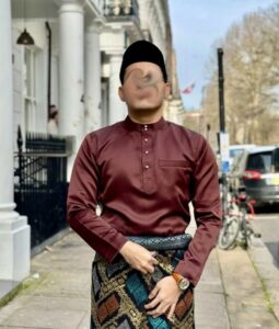 Biodata Teme Abdullah - Penulis Buku, Influencer Dan Seorang Pelukis